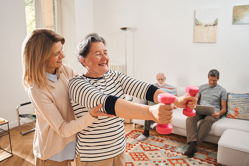 Six Indoor Activities You Can Enjoy With Family – Morada Senior Living