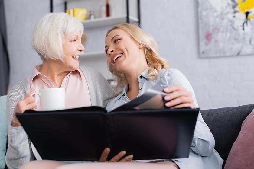 6 Benefits Of Reminiscing Therapy For Seniors – Morada Senior Living