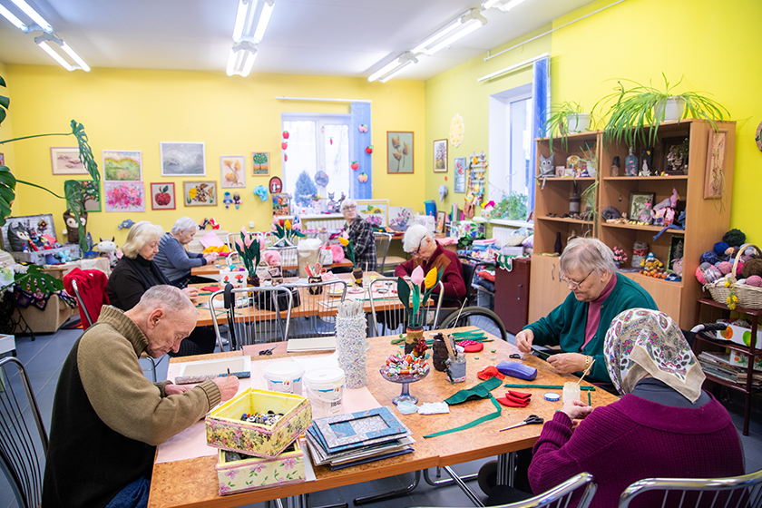 7 Fun Intellectual Stimulation Activities For Seniors And Why They ...