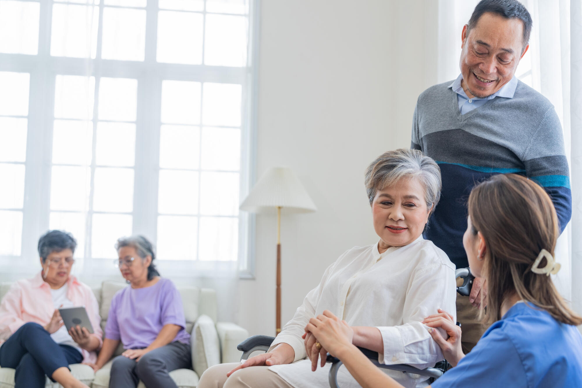 What Does Assisted Living Provide for Seniors? – Morada Senior Living